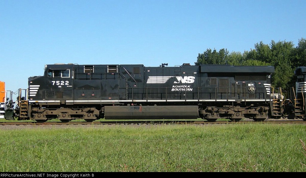 NS 7522